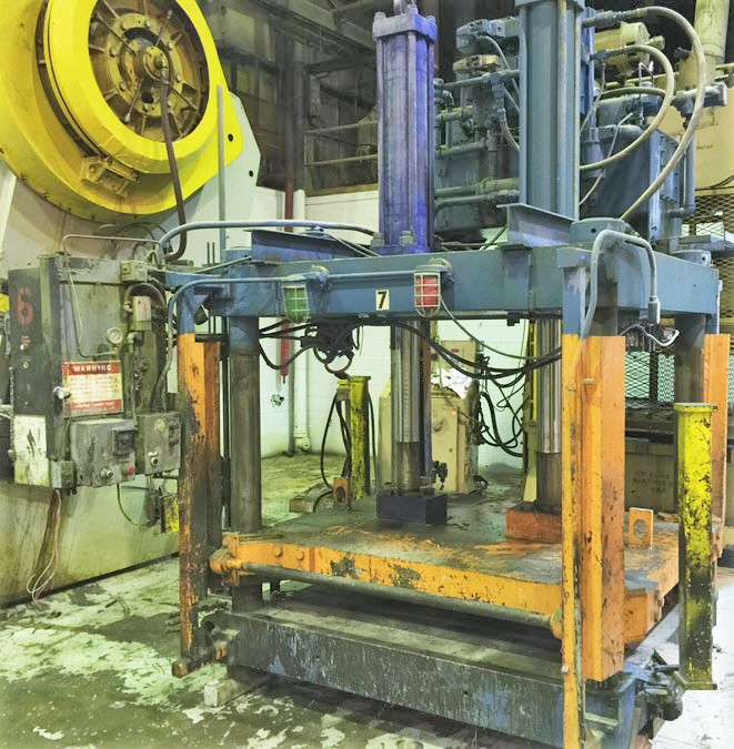 100 Ton 4-Post Used Hydraulic Press • Used Adamson United 4 Column ...