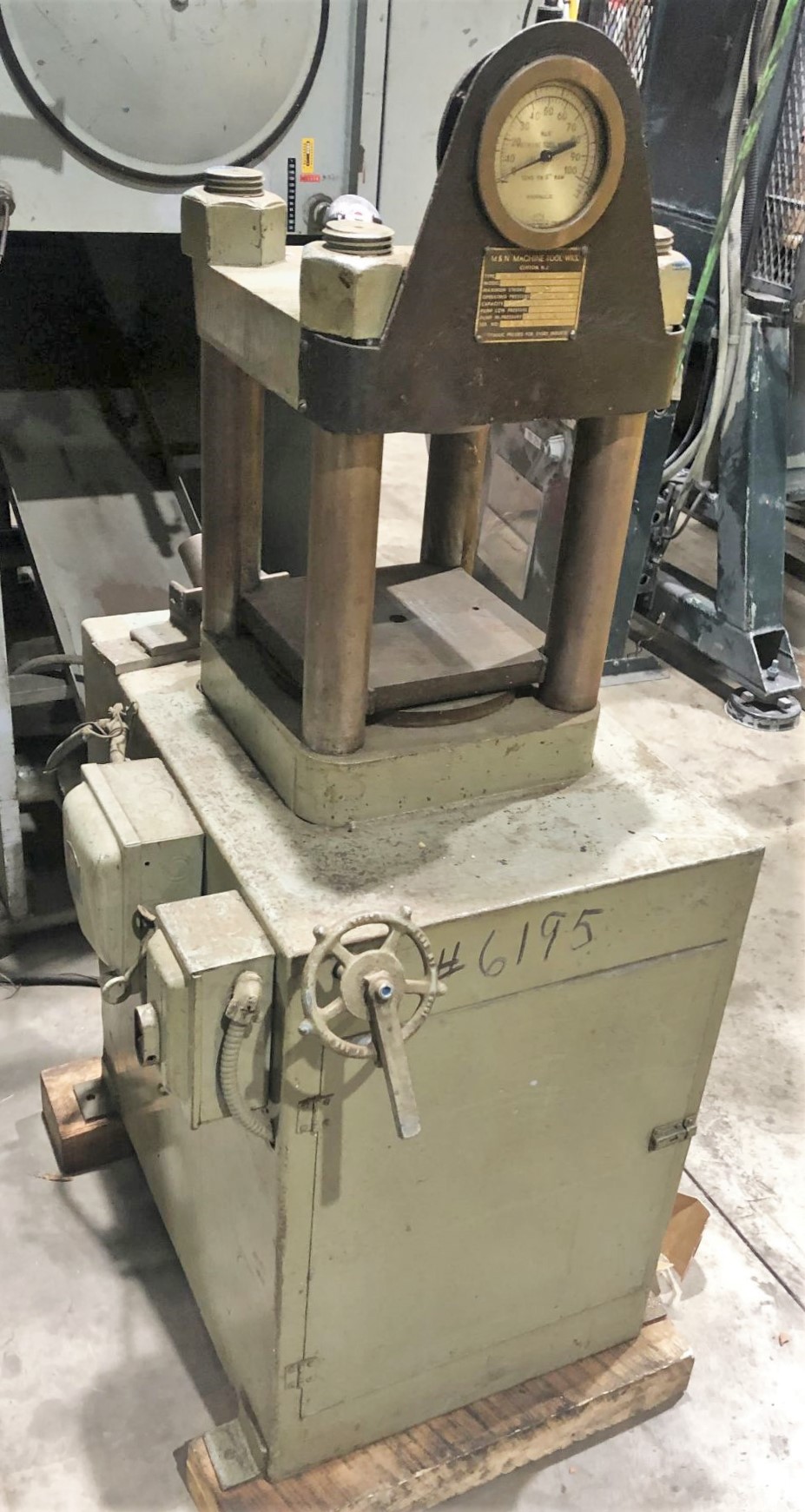 100 Ton Hobbing Press • Used Modern 1-A Press (6195)